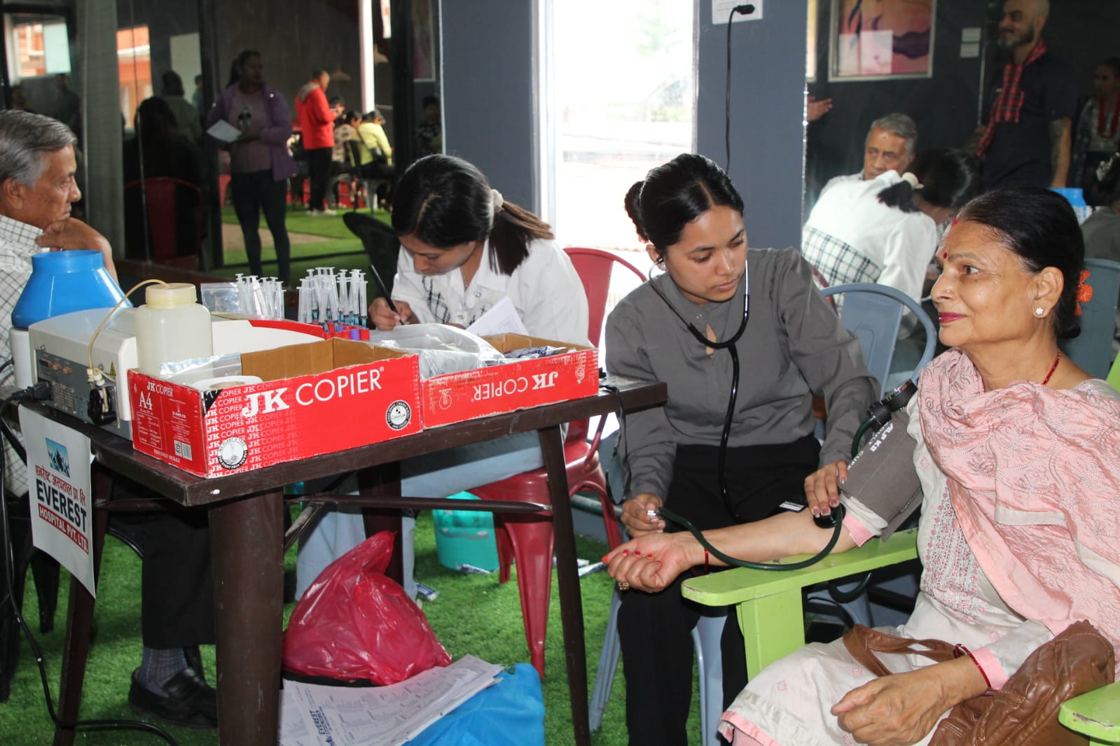 Everest Hospital - Your Path to Wellness